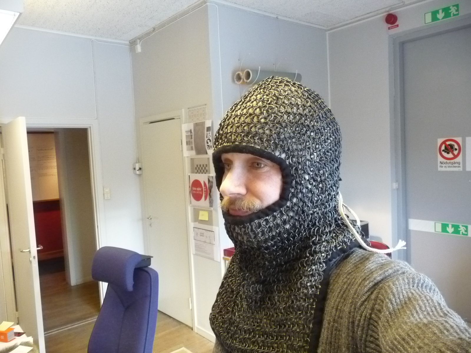 Construction of mail coif with square collar | History, craft, warfare